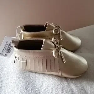 Old Navy | Shoes | Old Navy Gold Baby Shoes Slip On Moccasin Style Size ...